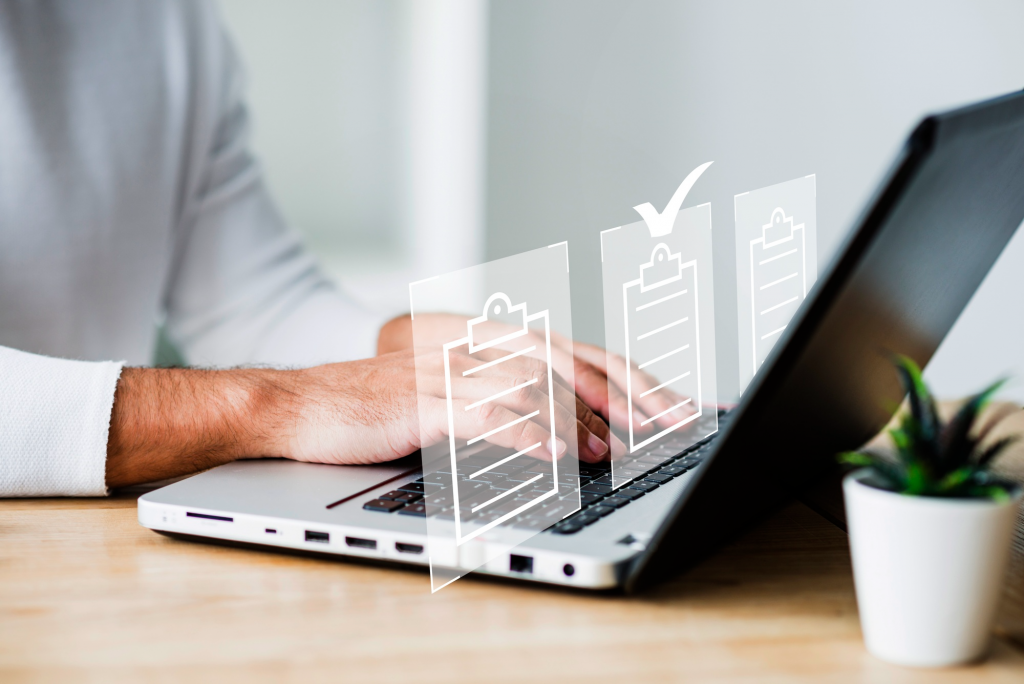 Servicio Social - BATS Universidad